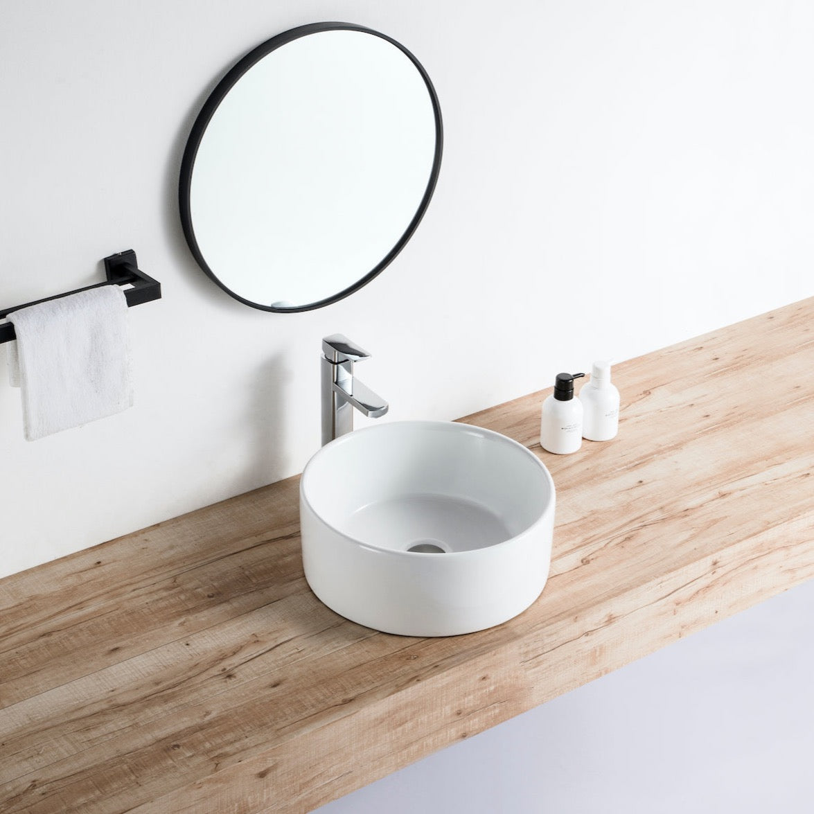 Vasque à poser ronde en céramique DAVIA – Le Monde du Bain